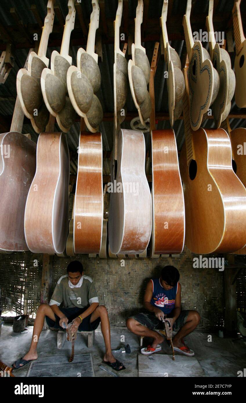 Cebu guitars hi-res stock photography and images - Alamy