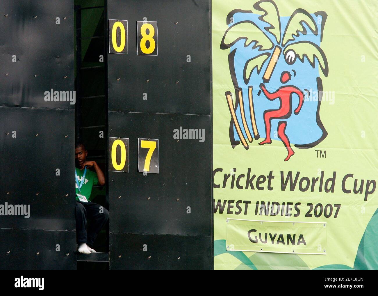Scoreboard cricket ground hi-res stock photography and images - Alamy