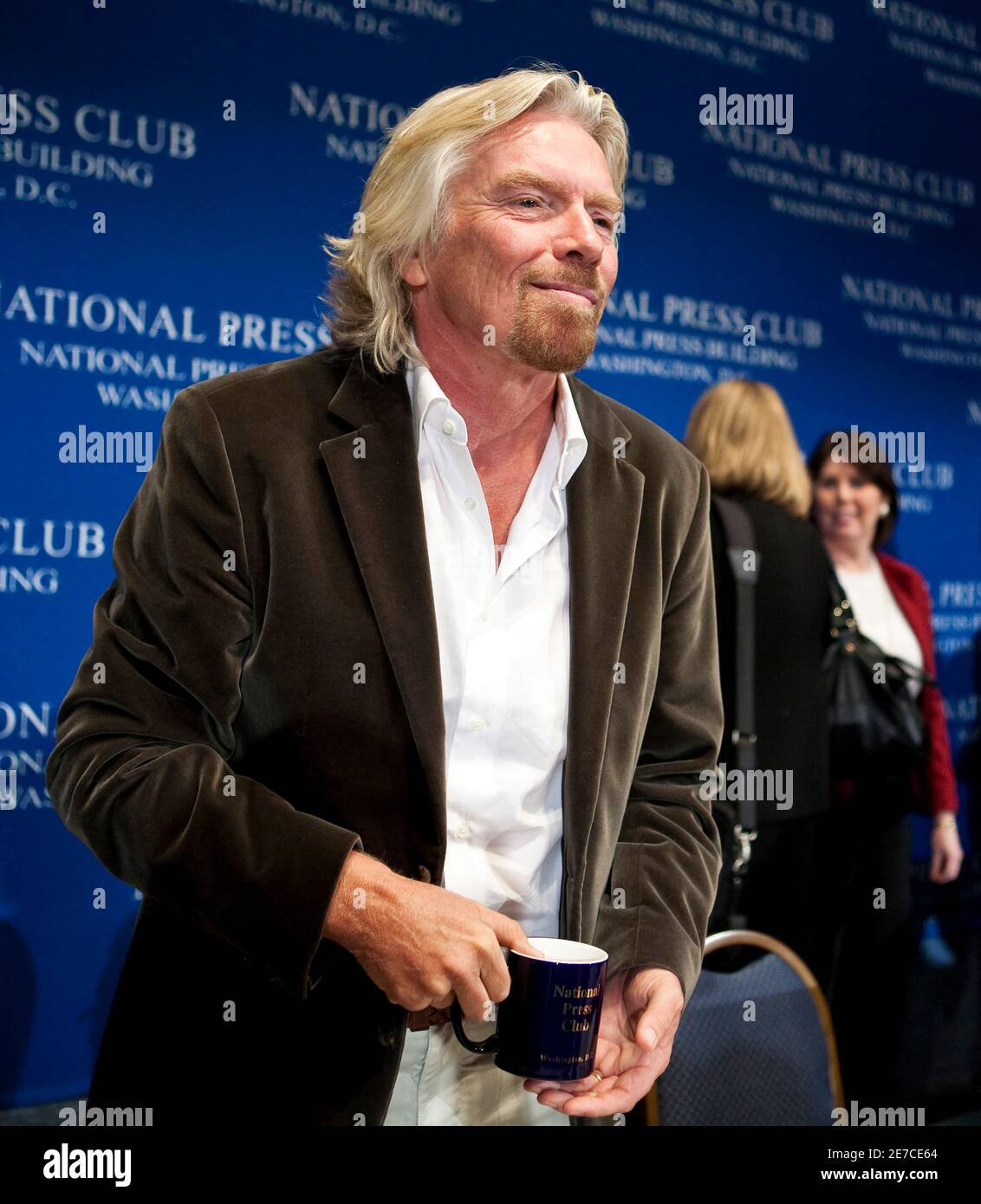 Richard branson speaking High Resolution Stock Photography and Images ...