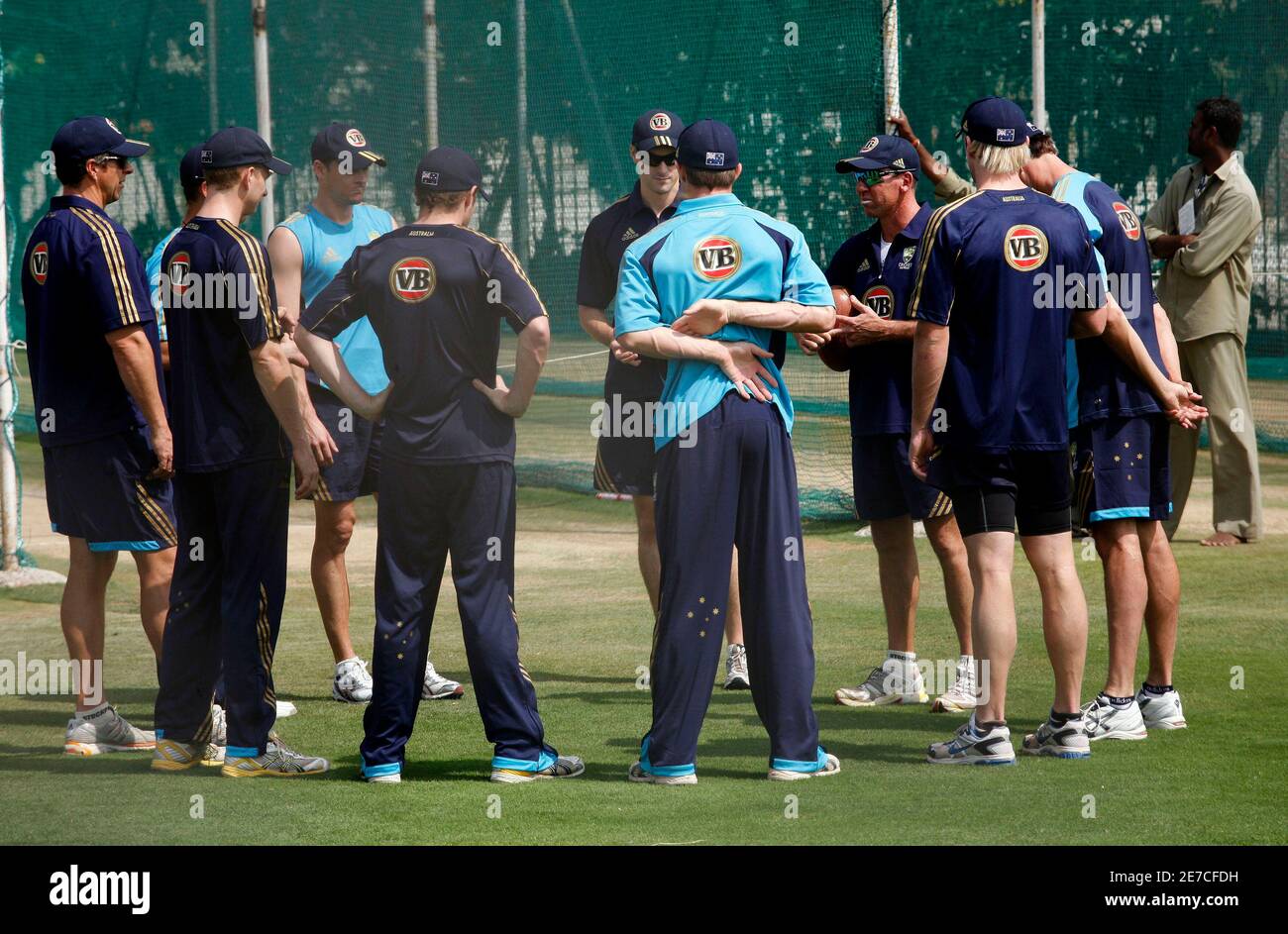 Cricket team india huddle hi-res stock photography and images - Alamy