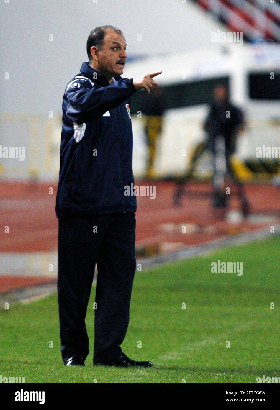 Adnan Hamad High Resolution Stock Photography and Images - Alamy