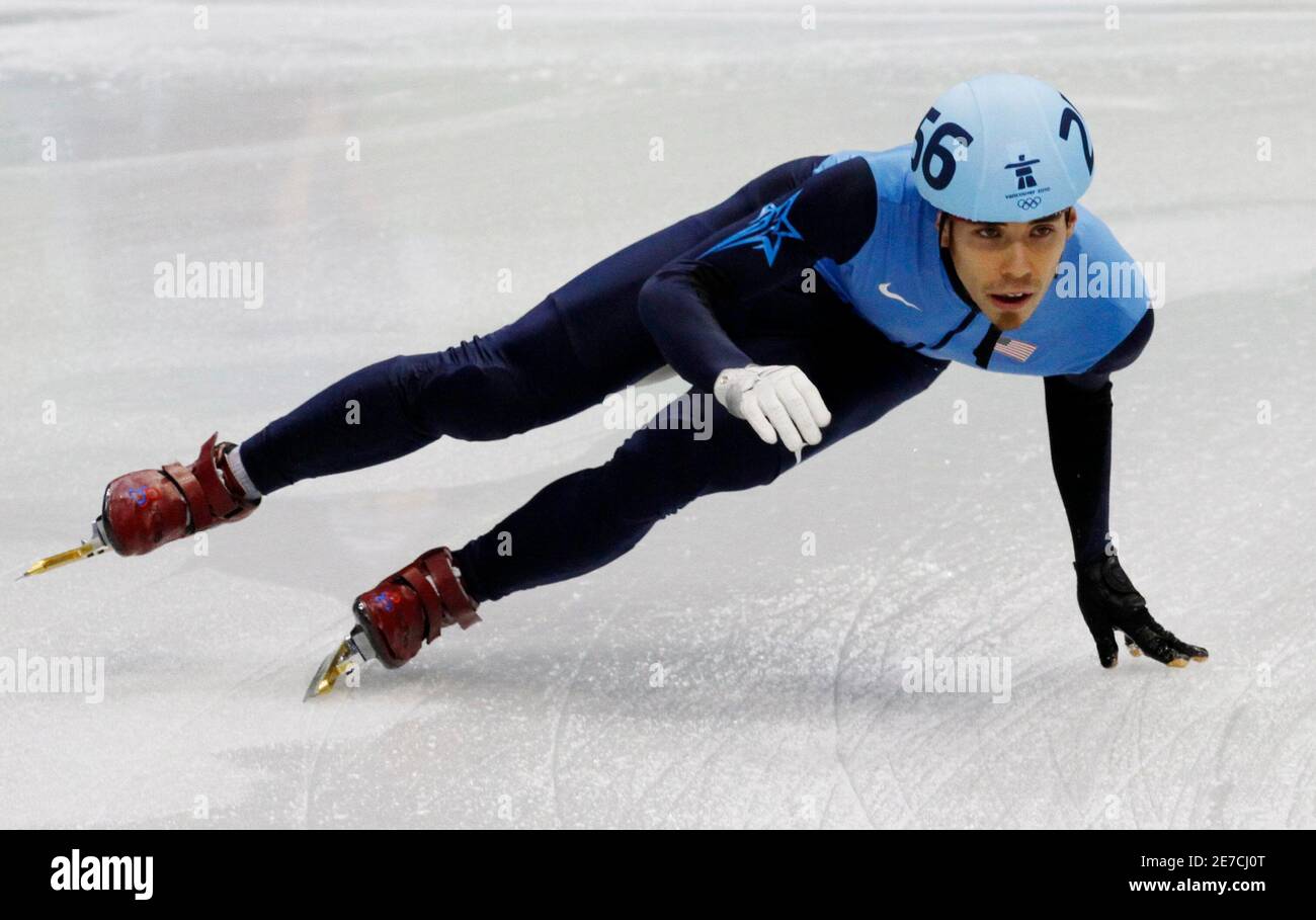 Short track speed skating races hi-res stock photography and images - Alamy
