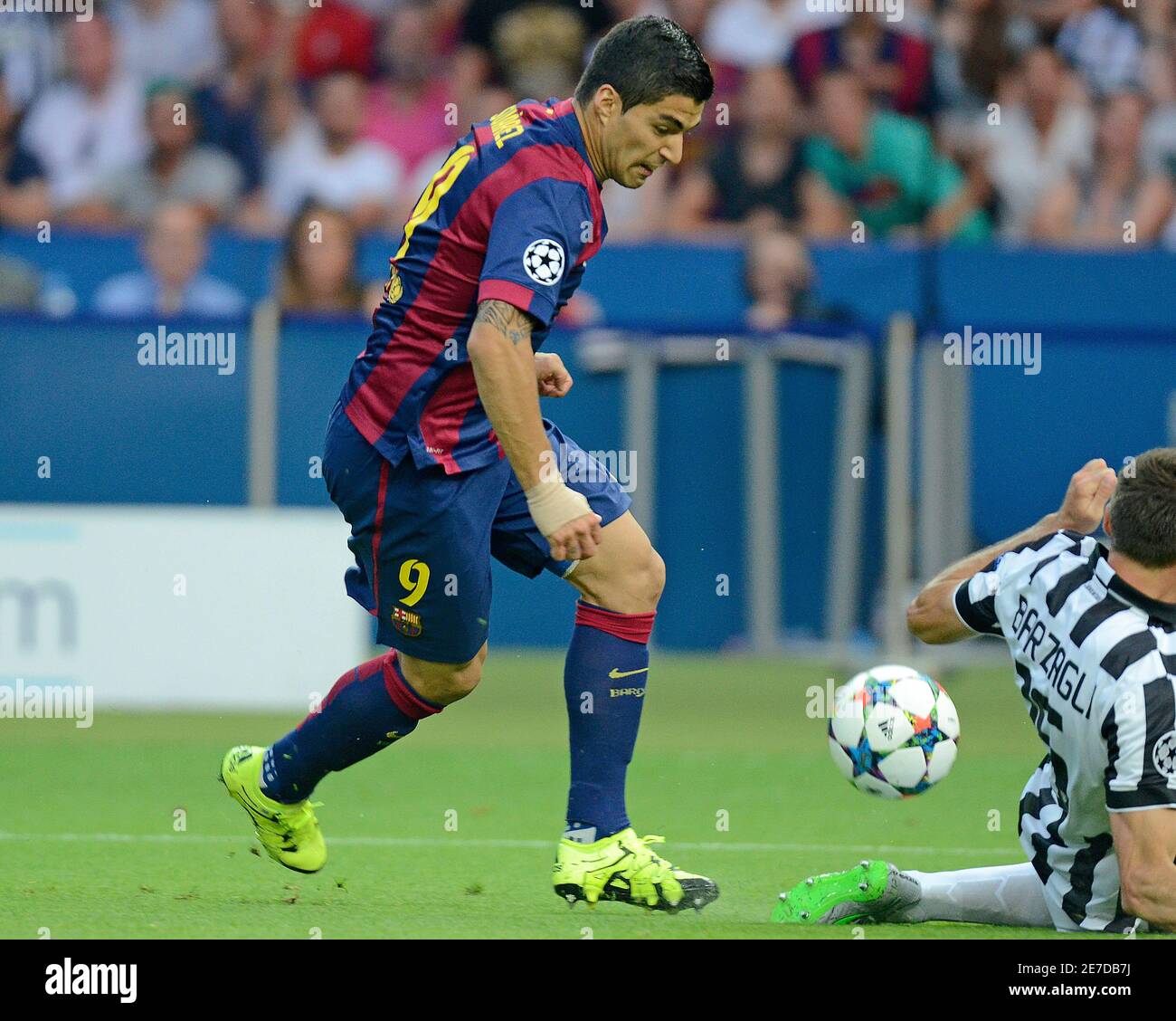Luis suarez hi-res stock photography and images - Alamy