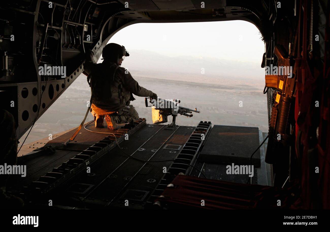 Eastern army helicopter hi-res stock photography and images - Alamy