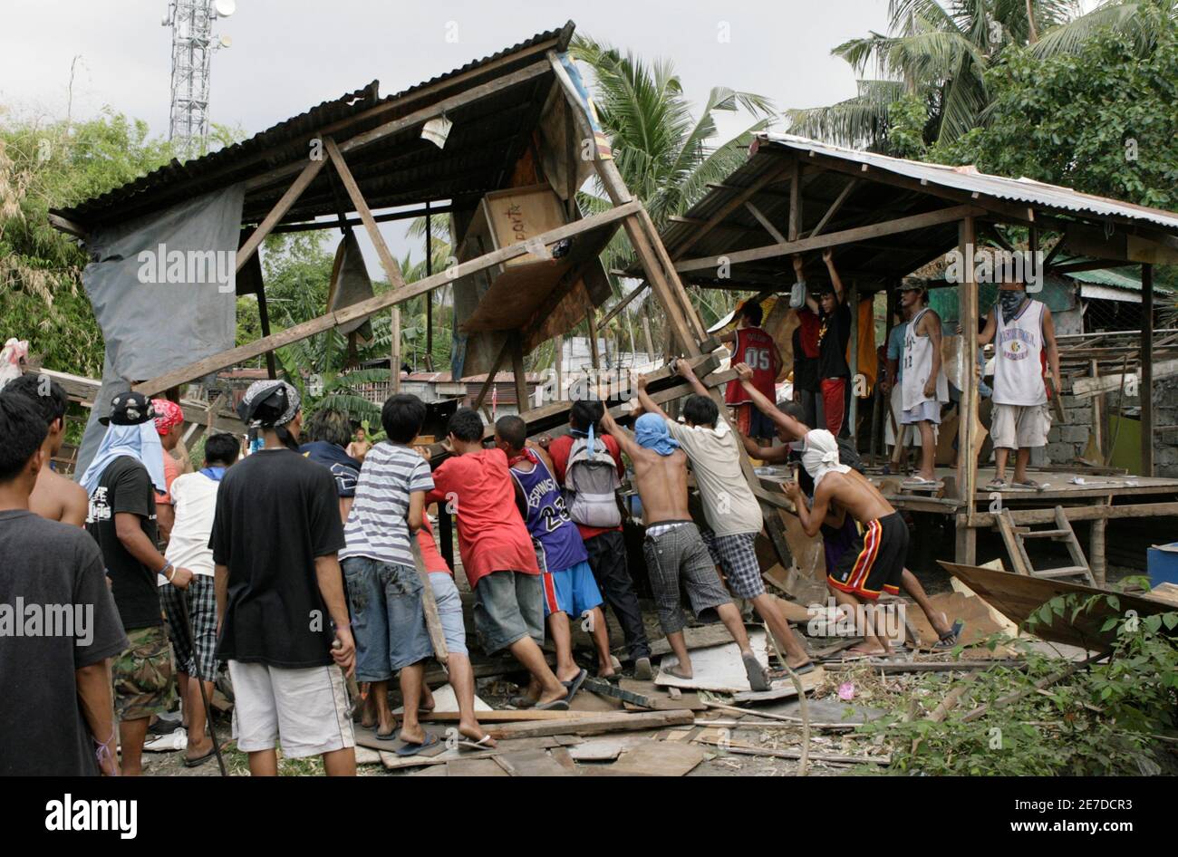 Demolition team hi-res stock photography and images - Alamy