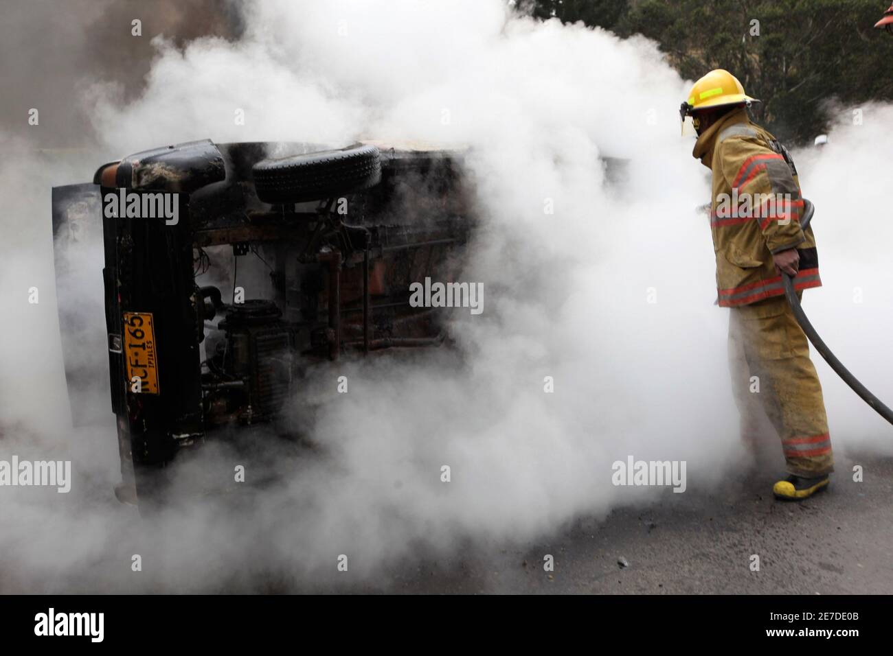 Fire bridge fighter hi-res stock photography and images - Alamy