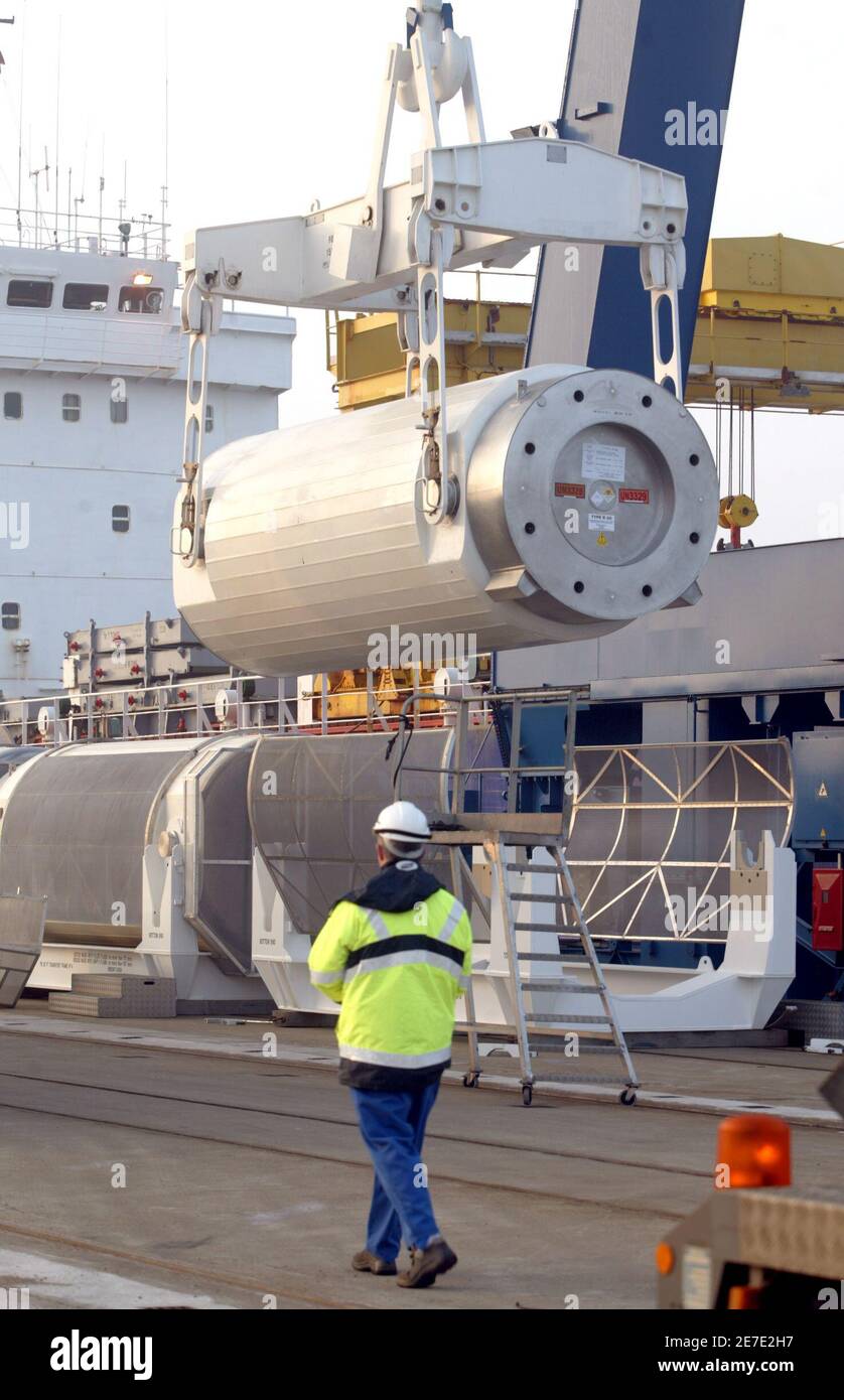 Nuclear transport hi-res stock photography and images - Alamy