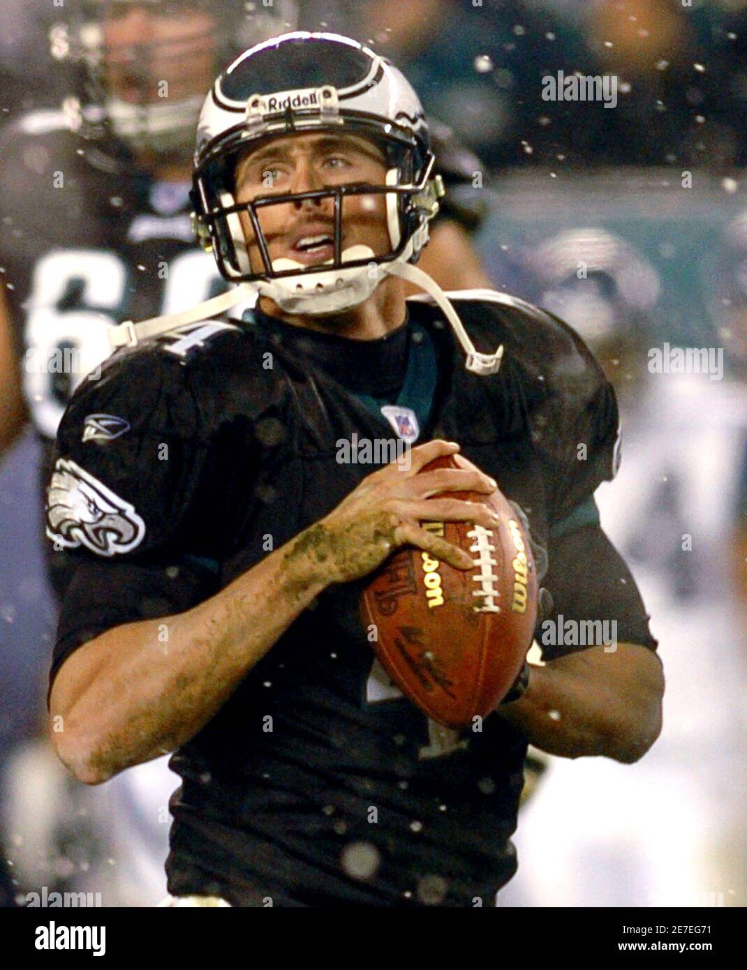 Mike mcmahon philadelphia eagles hi-res stock photography and images ...