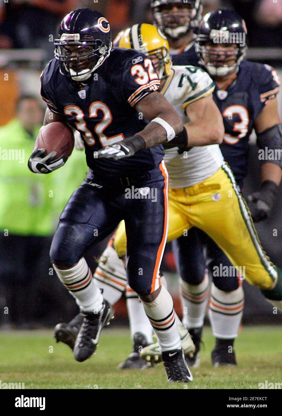 Aaron Kampman High Resolution Stock Photography and Images - Alamy