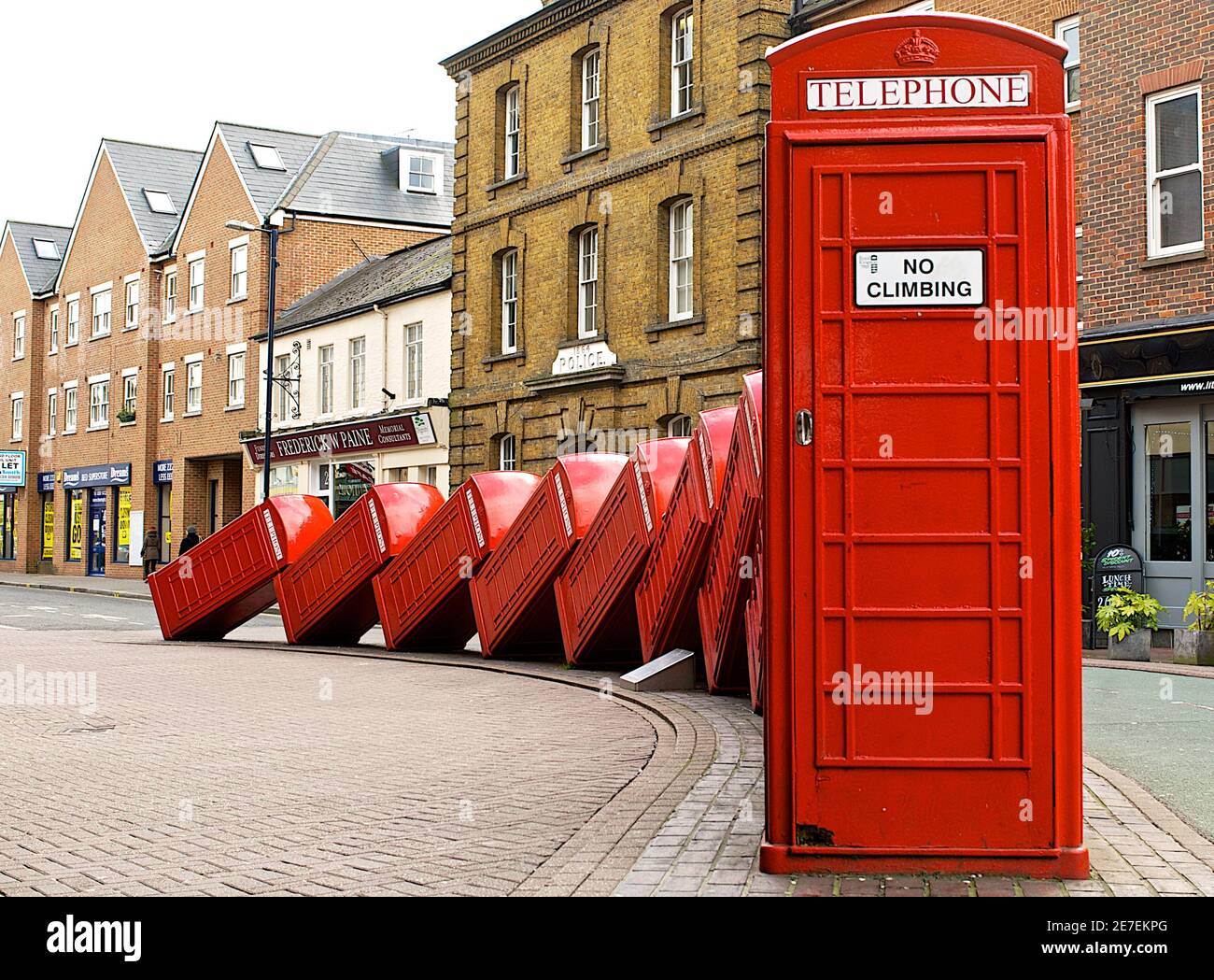 Public art london telephone box hi-res stock photography and images - Alamy
