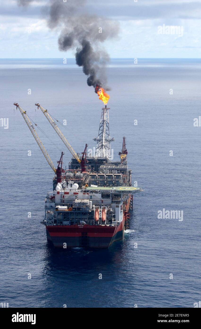 Bonga oil hi-res stock photography and images - Alamy