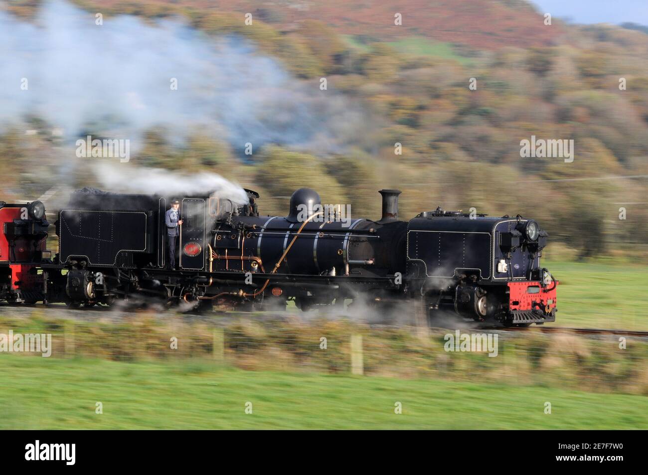 Pont croesor railway hi-res stock photography and images - Alamy