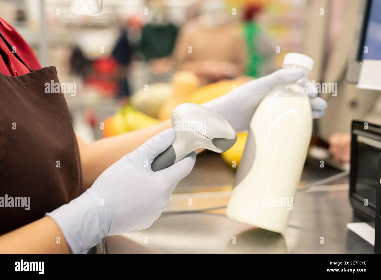 Bottle milk counter hi-res stock photography and images - Alamy