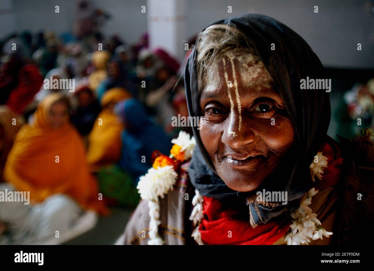 Indian servants india hi-res stock photography and images - Alamy