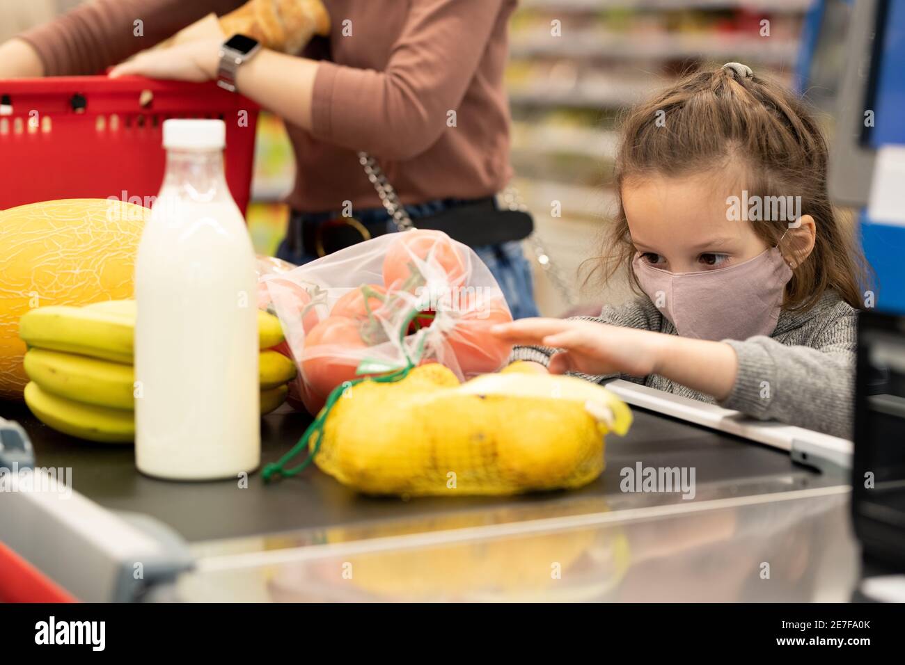 Queue Fruits High Resolution Stock Photography and Images - Alamy