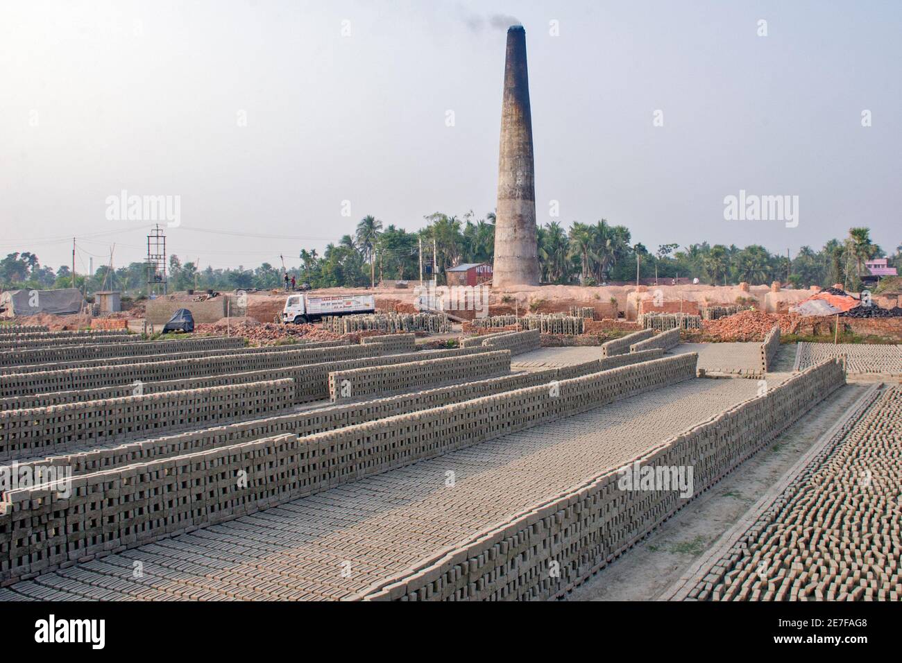 Indian construction industry hi-res stock photography and images - Alamy