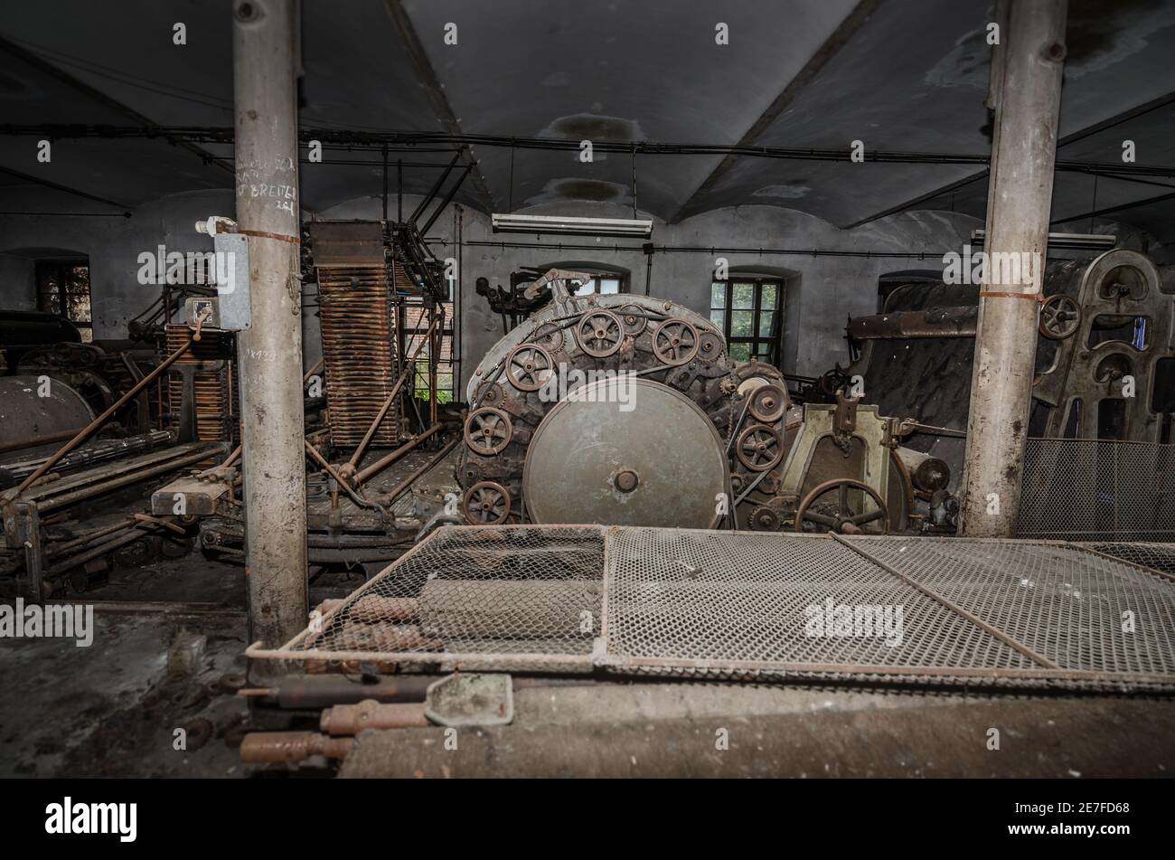 Gears in machine factory hi-res stock photography and images - Alamy