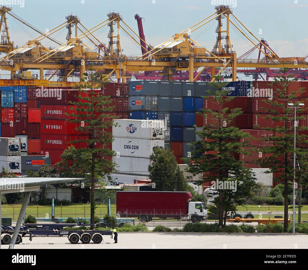 Australian customs service hi-res stock photography and images - Alamy