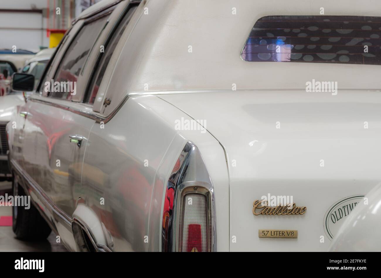 Classic car behind view hi-res stock photography and images - Alamy