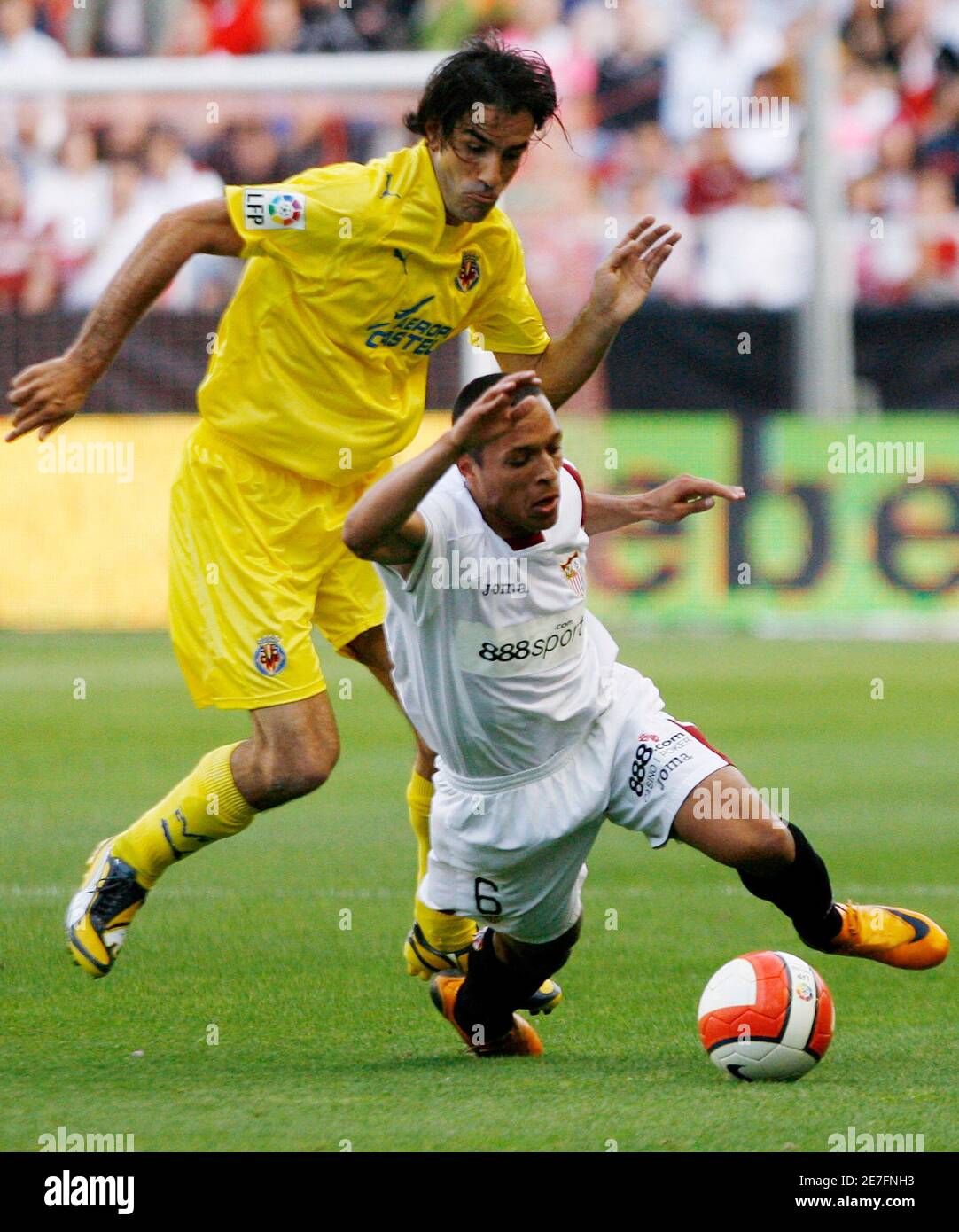 Robert pires during hi-res stock photography and images - Alamy