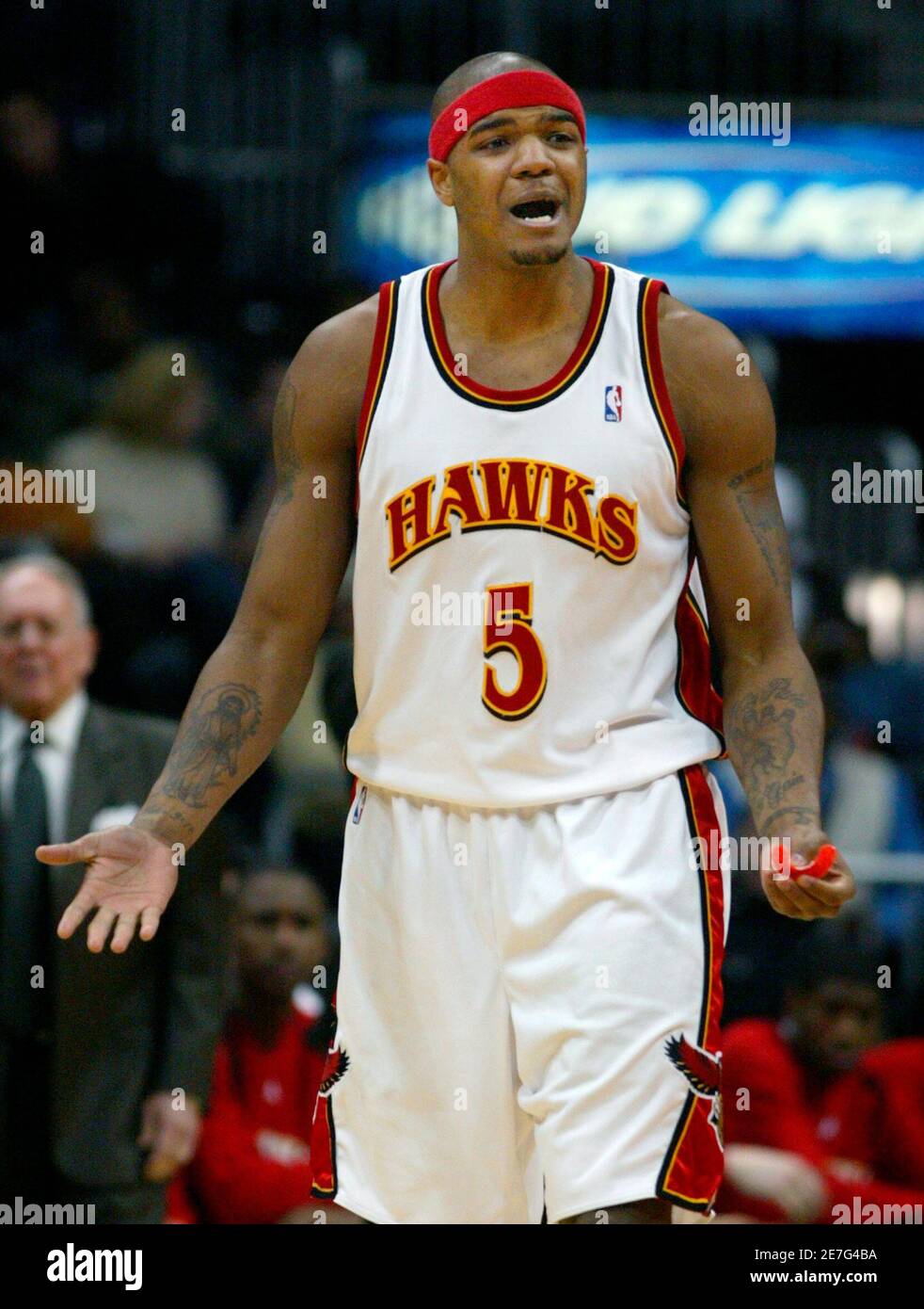 Josh smith referee hi-res stock photography and images - Alamy