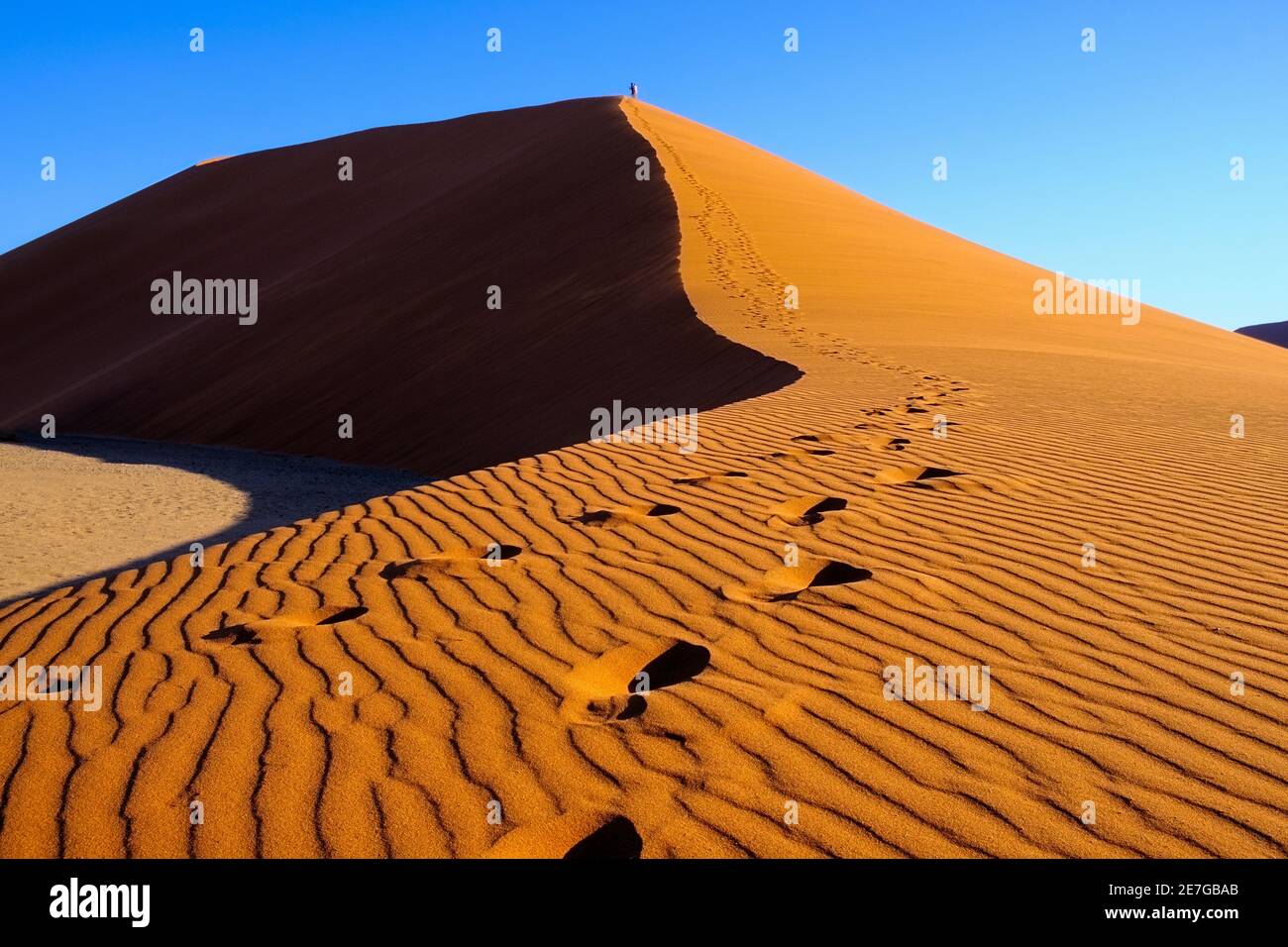Sossusvlei dune landscape hi-res stock photography and images - Alamy