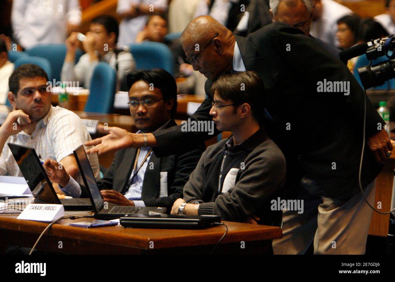 Optical systems hi-res stock photography and images - Alamy