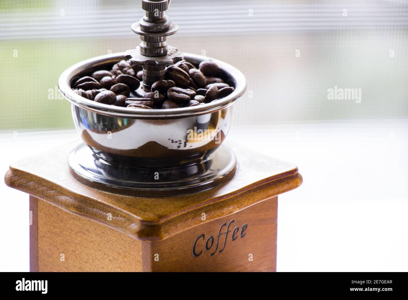 Coffee bean hopper hi-res stock photography and images - Alamy Coffee bean hopper hi-res stock photography and images - Alamy