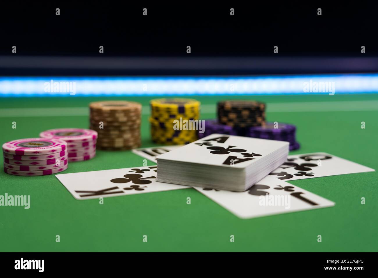 Clubs royal flush hi-res stock photography and images - Alamy