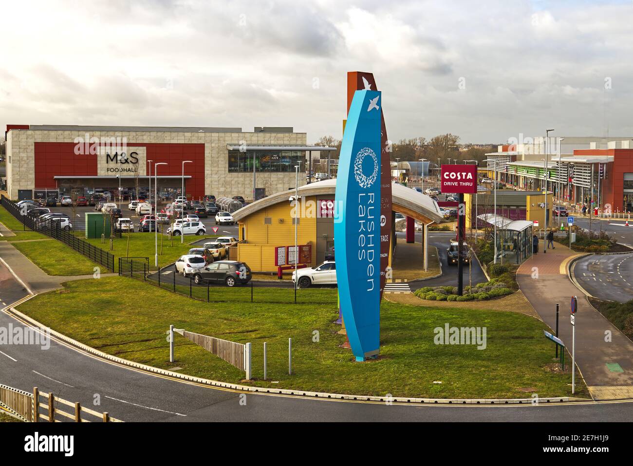 Rushden lakes shopping centre hi-res stock photography and images - Alamy