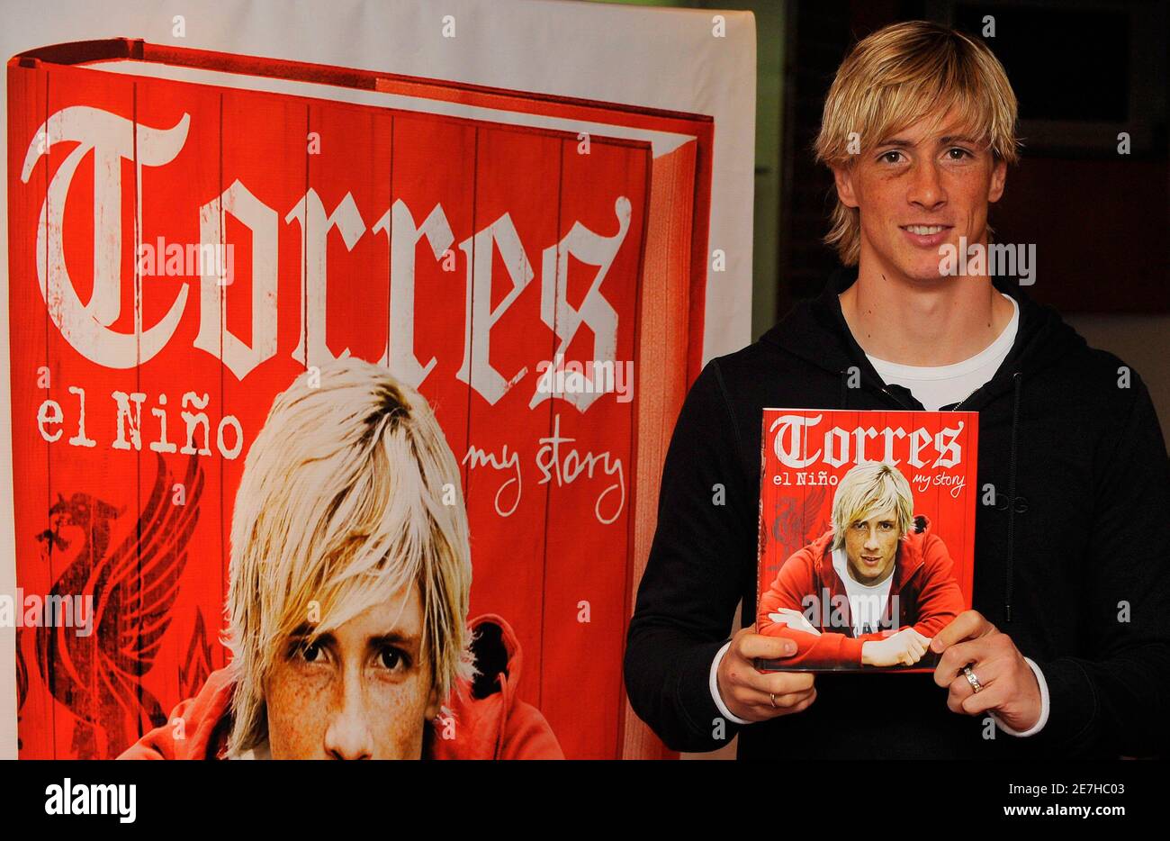 Fernando torres book launch hi-res stock photography and images - Alamy