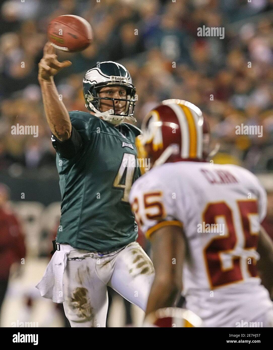 Mike mcmahon philadelphia eagles hi-res stock photography and images ...