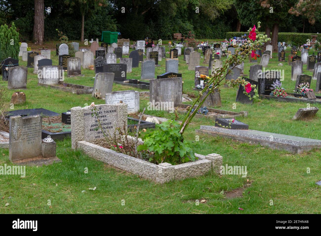 The final resting place of John Ronald Reuel Tolkien (Beren) and his ...