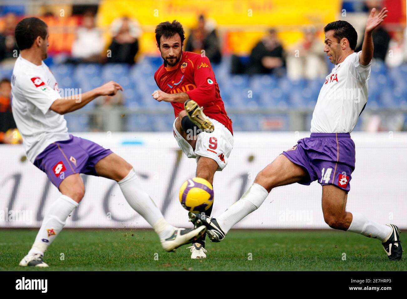 Fiorentinas alessandro gamberini hi-res stock photography and images ...