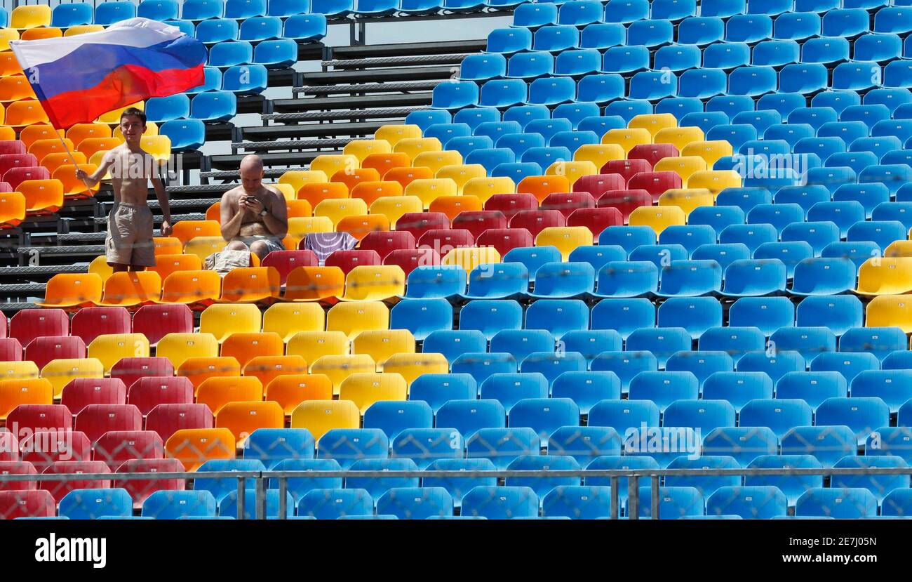 Grandstand Car Racing High Resolution Stock Photography and Images - Alamy