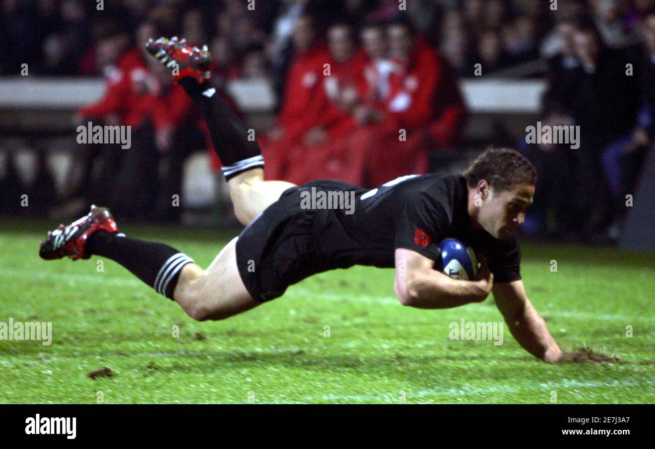 New zealands luke mcalister hi-res stock photography and images - Alamy