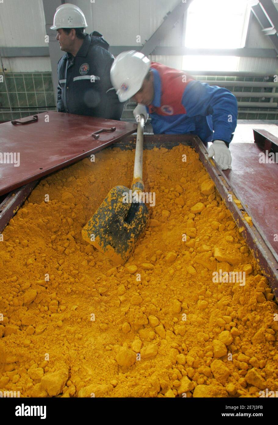 Uranium mine worker hi-res stock photography and images - Alamy