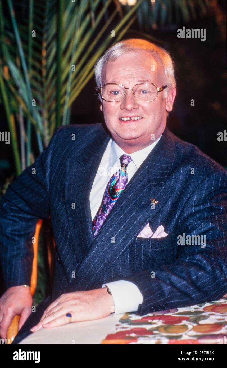 Are you being served bbc hi-res stock photography and images - Alamy