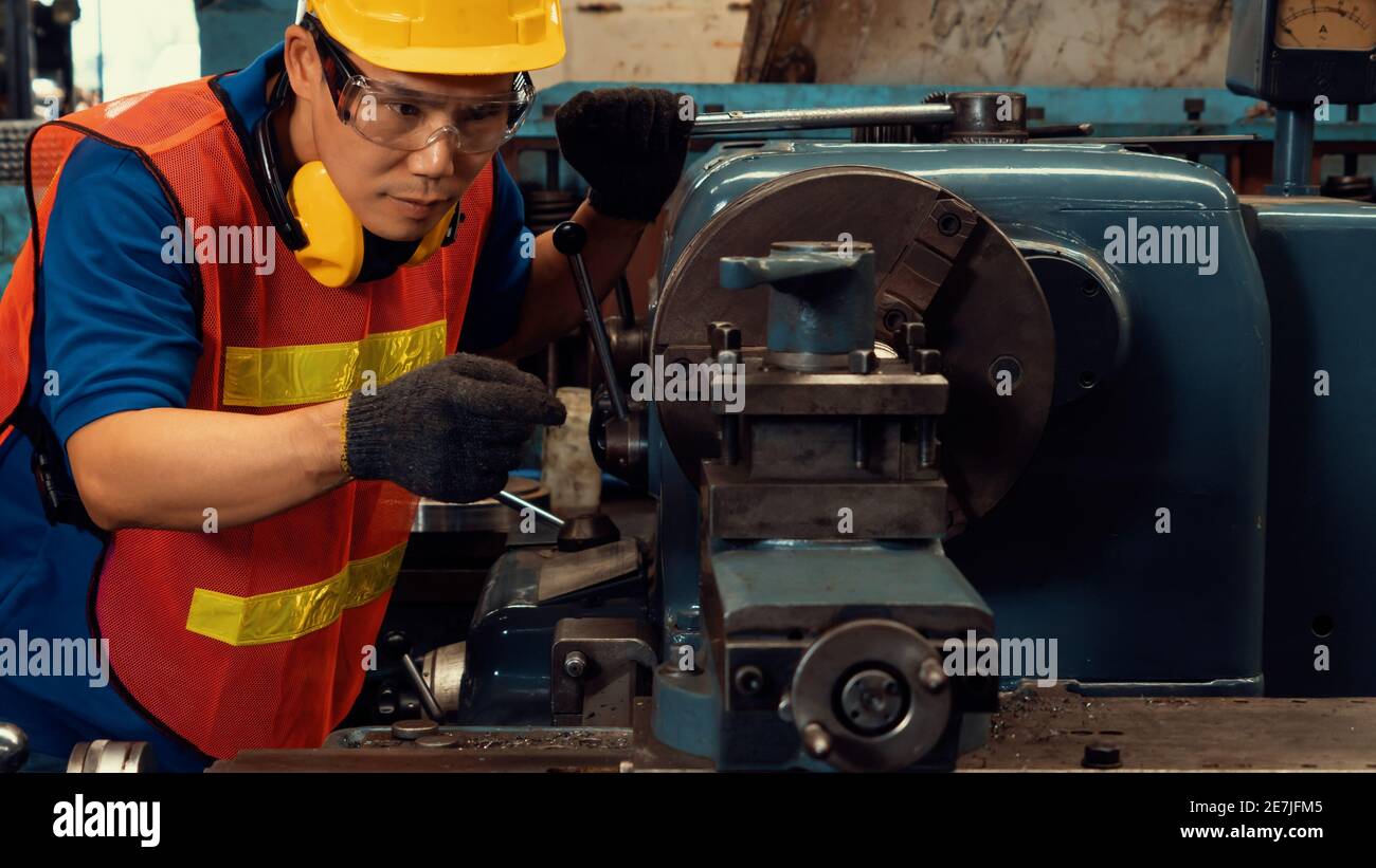 Japanese production line hi-res stock photography and images - Alamy