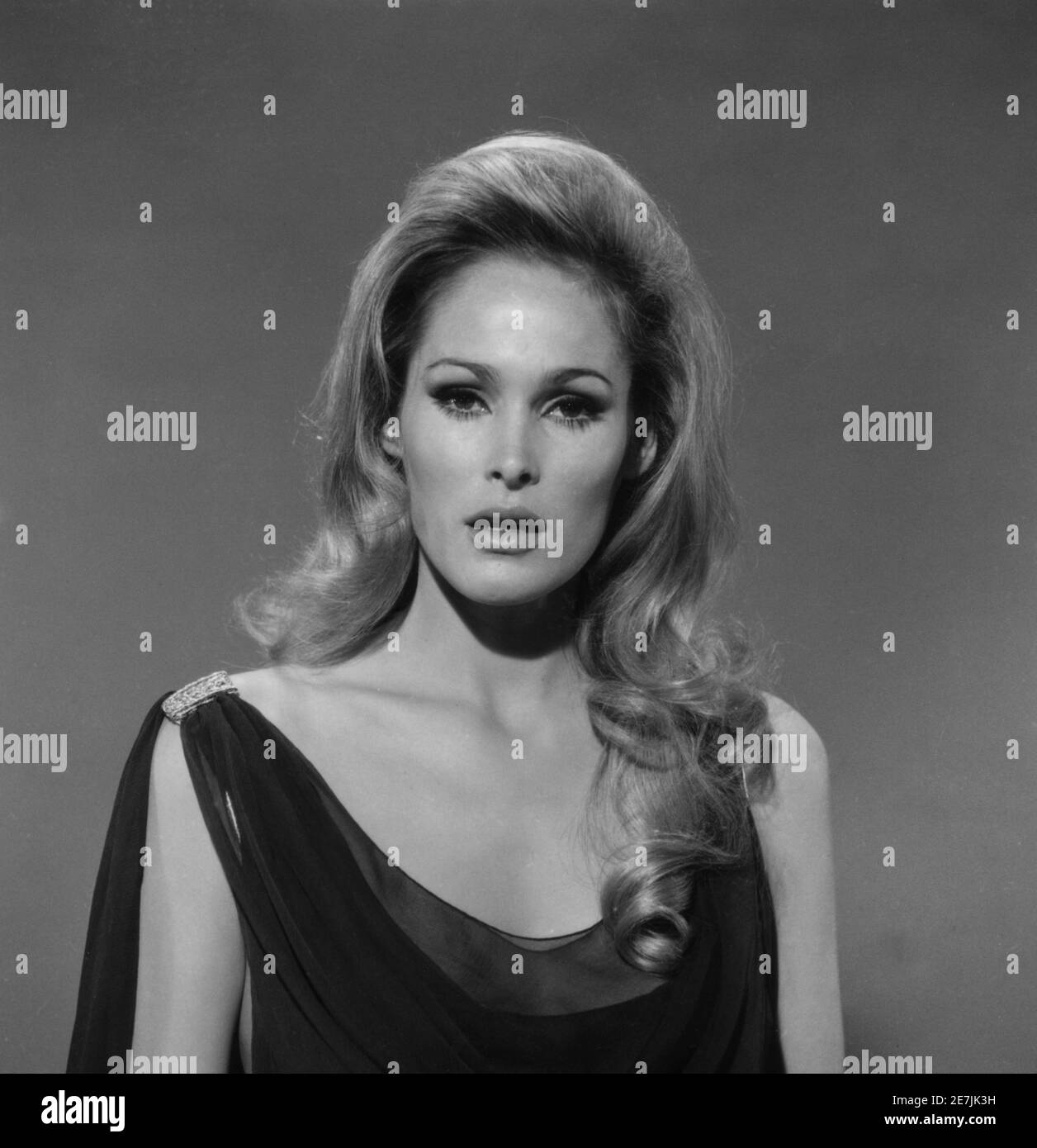 She 1965 ursula andress hi-res stock photography and images - Alamy