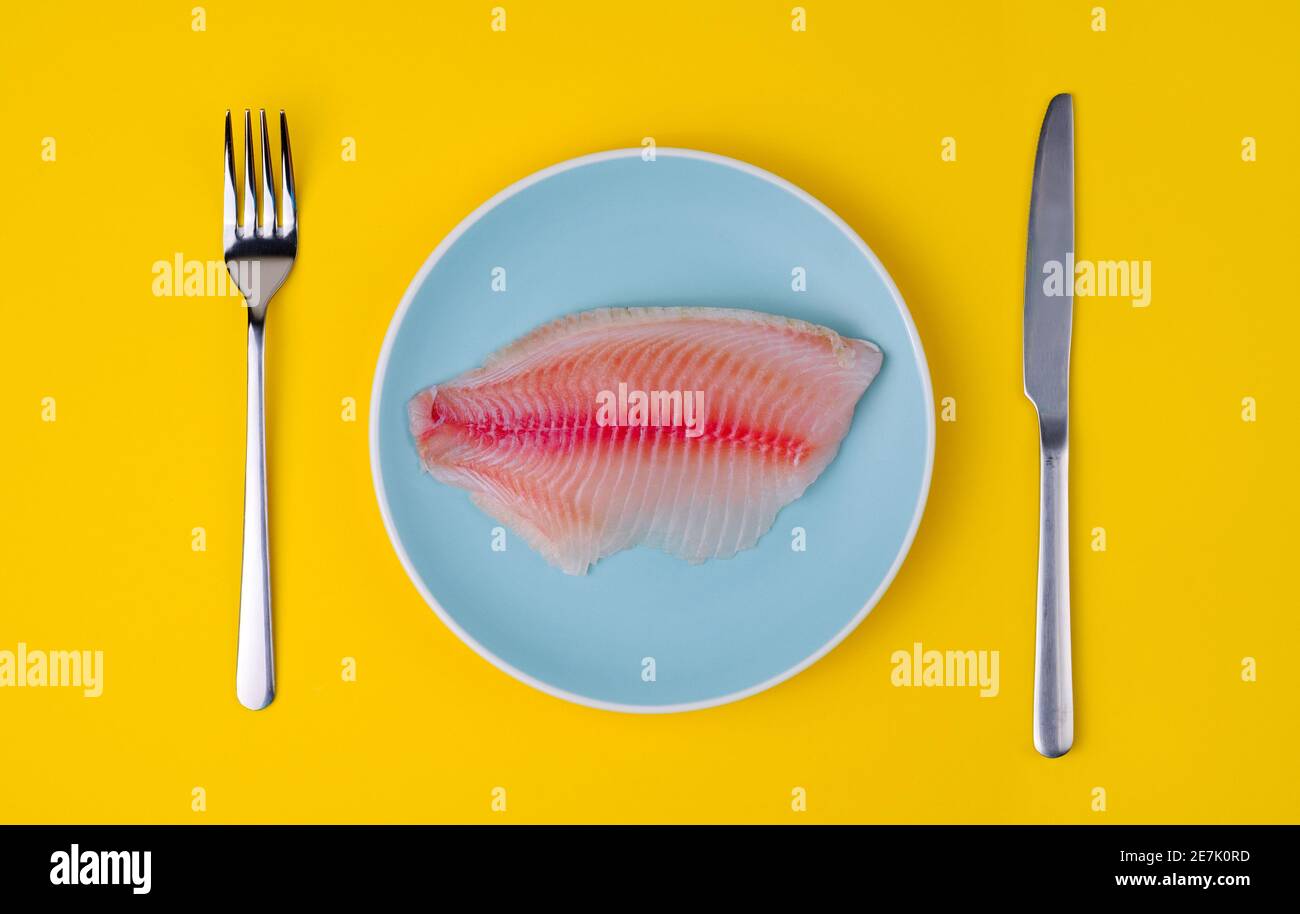 Yellow perch fish hi-res stock photography and images - Alamy