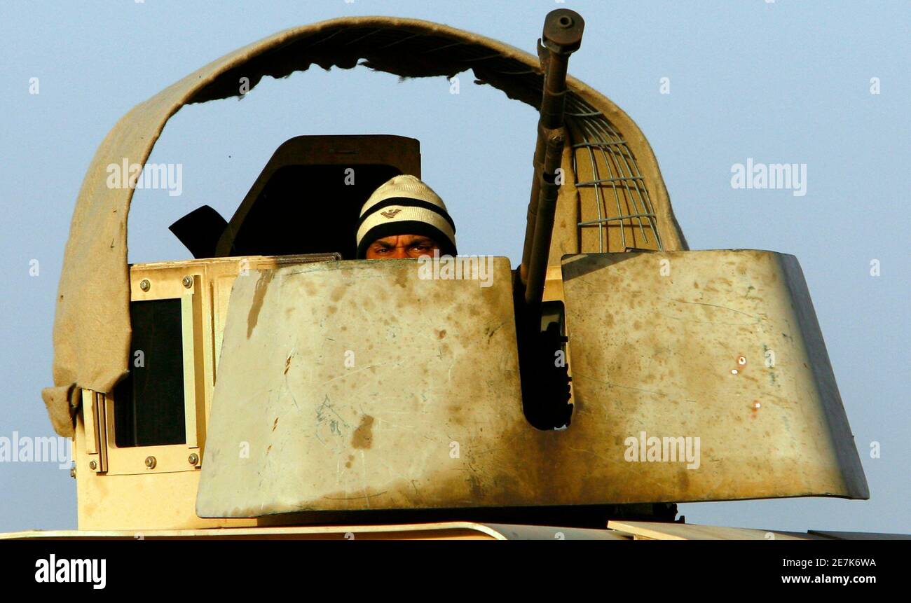 Iraqi helmet hi-res stock photography and images - Alamy