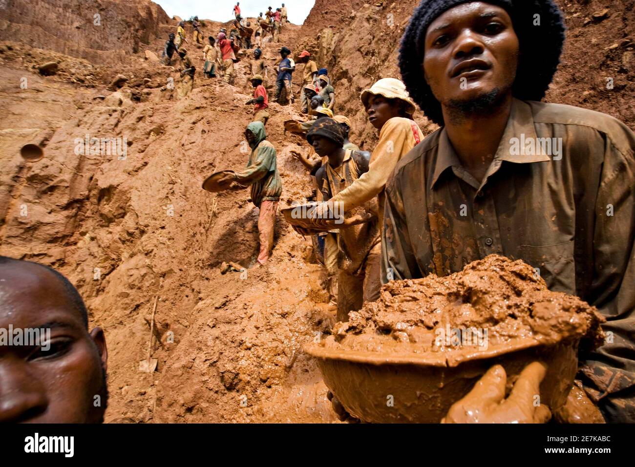 Conflict gold congo hi-res stock photography and images - Alamy