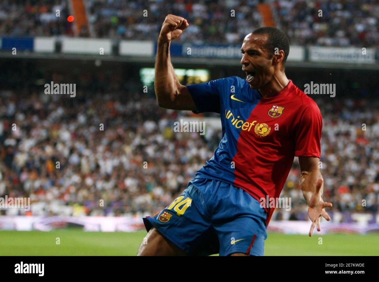Santiago bernabeu thierry henry hi-res stock photography and images - Alamy