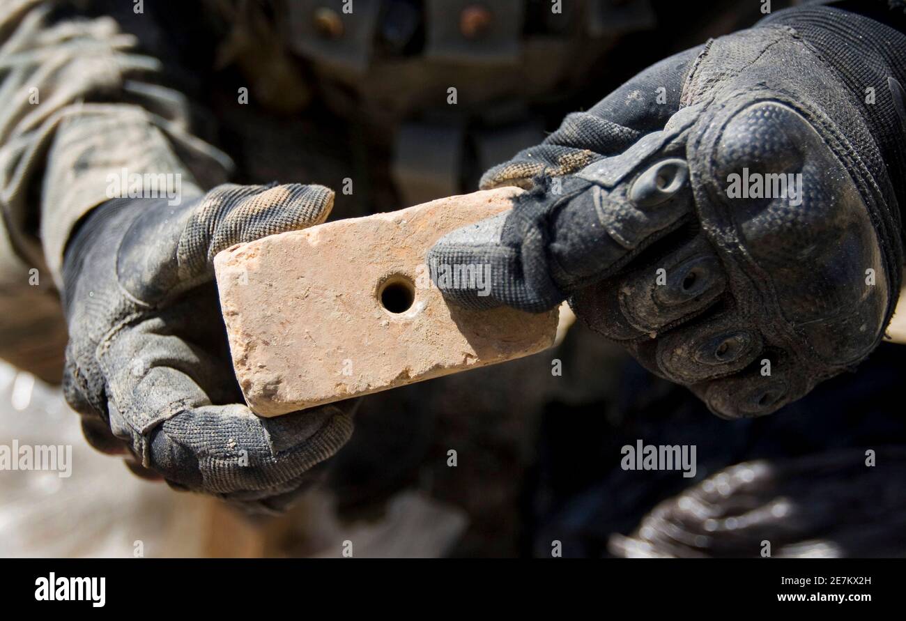 Improvised explosive device afghanistan hi-res stock photography and ...