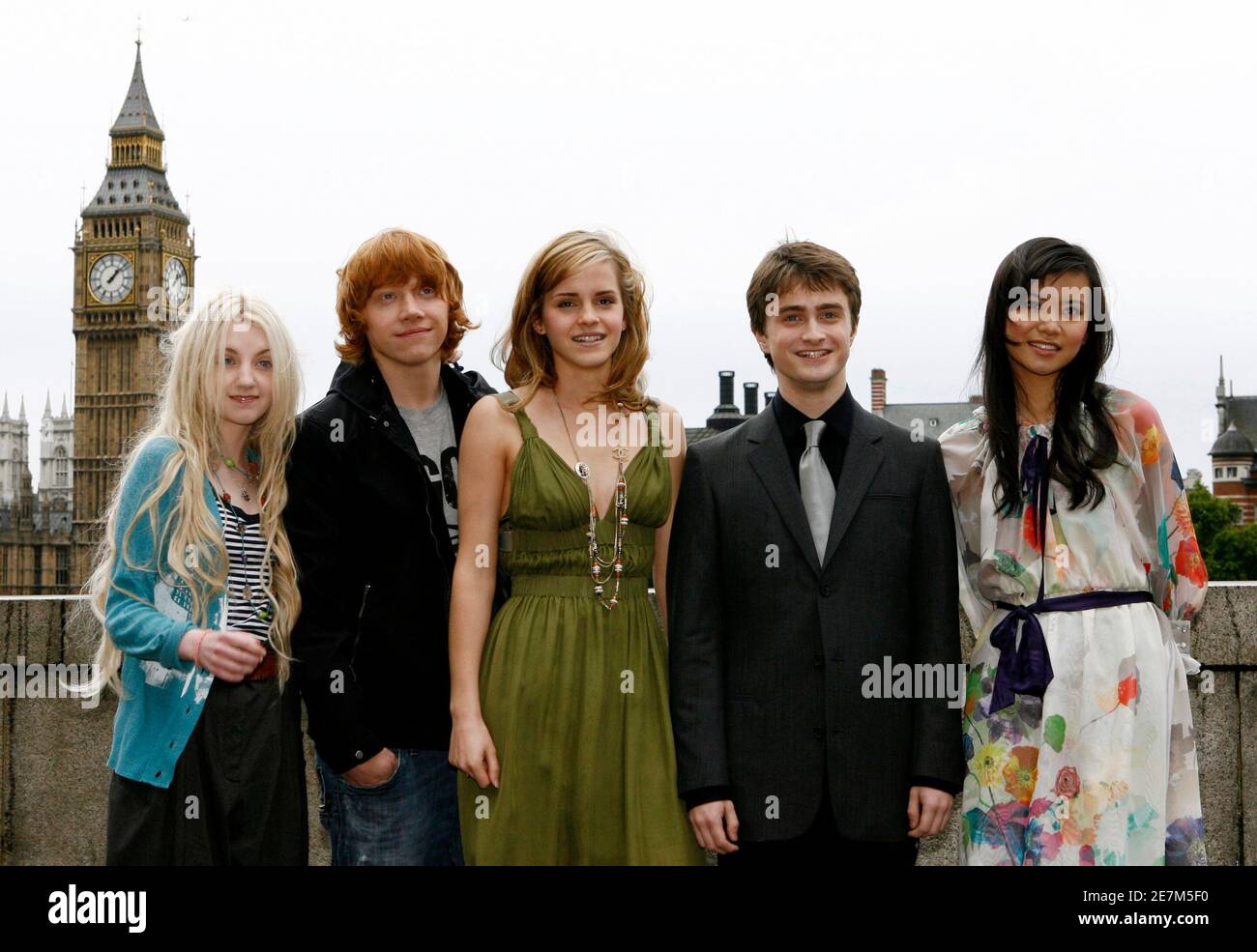 Emma watson and daniel radcliffe hi-res stock photography and images ...