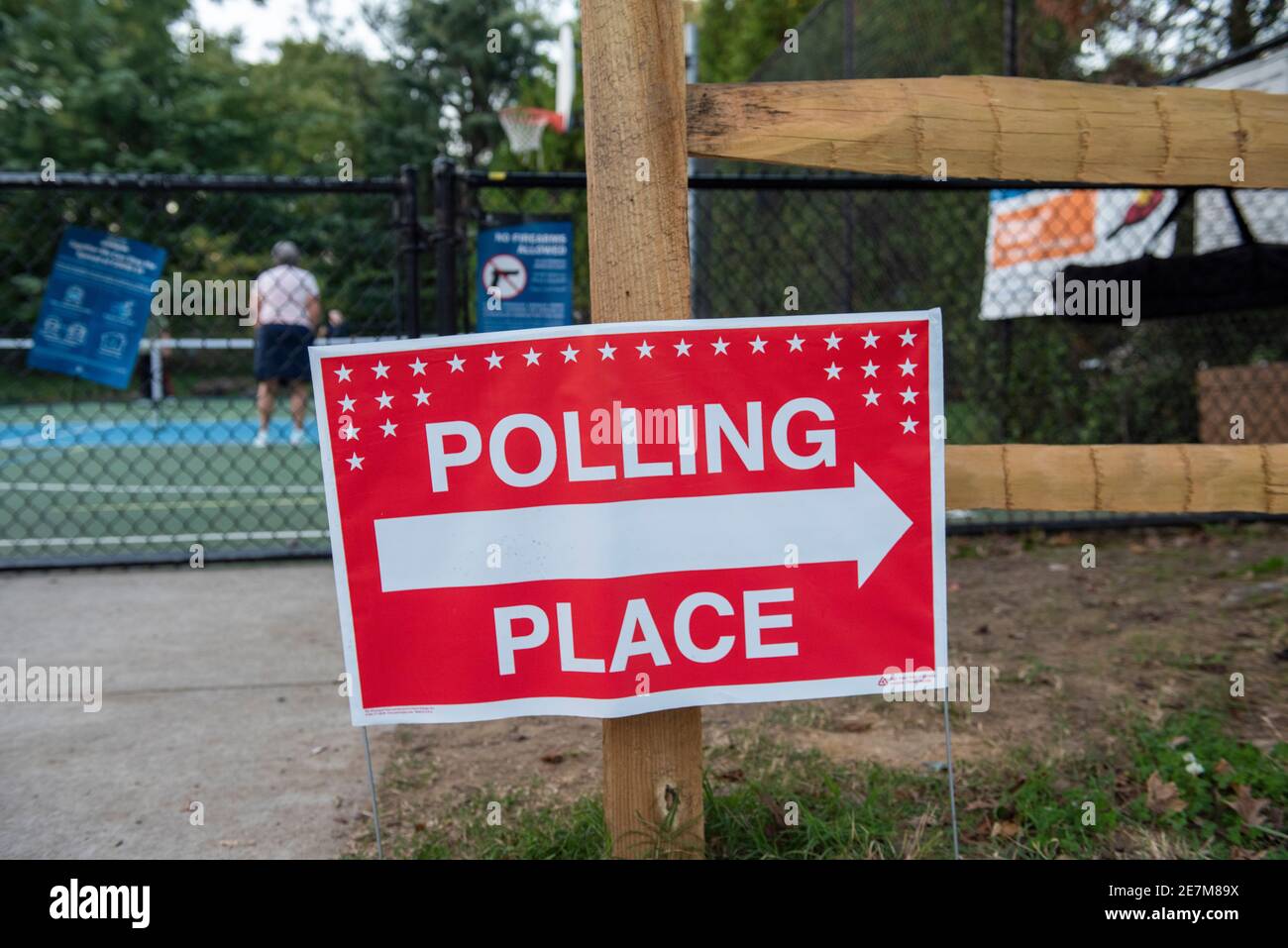 Voter lines hi-res stock photography and images - Alamy