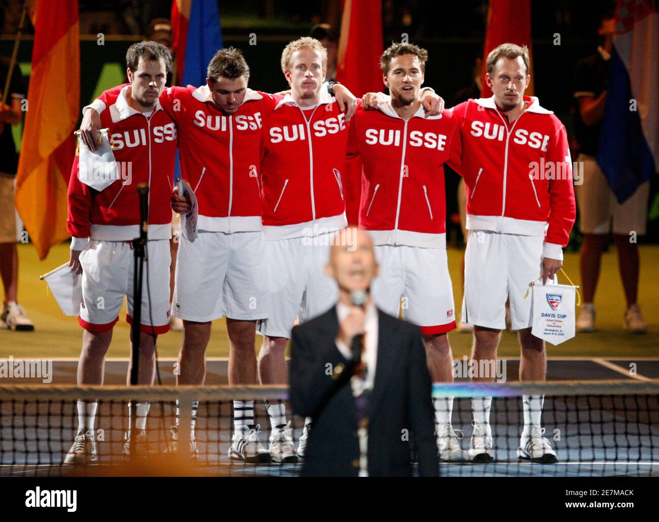 Singing the swiss national anthem hi-res stock photography and images ...