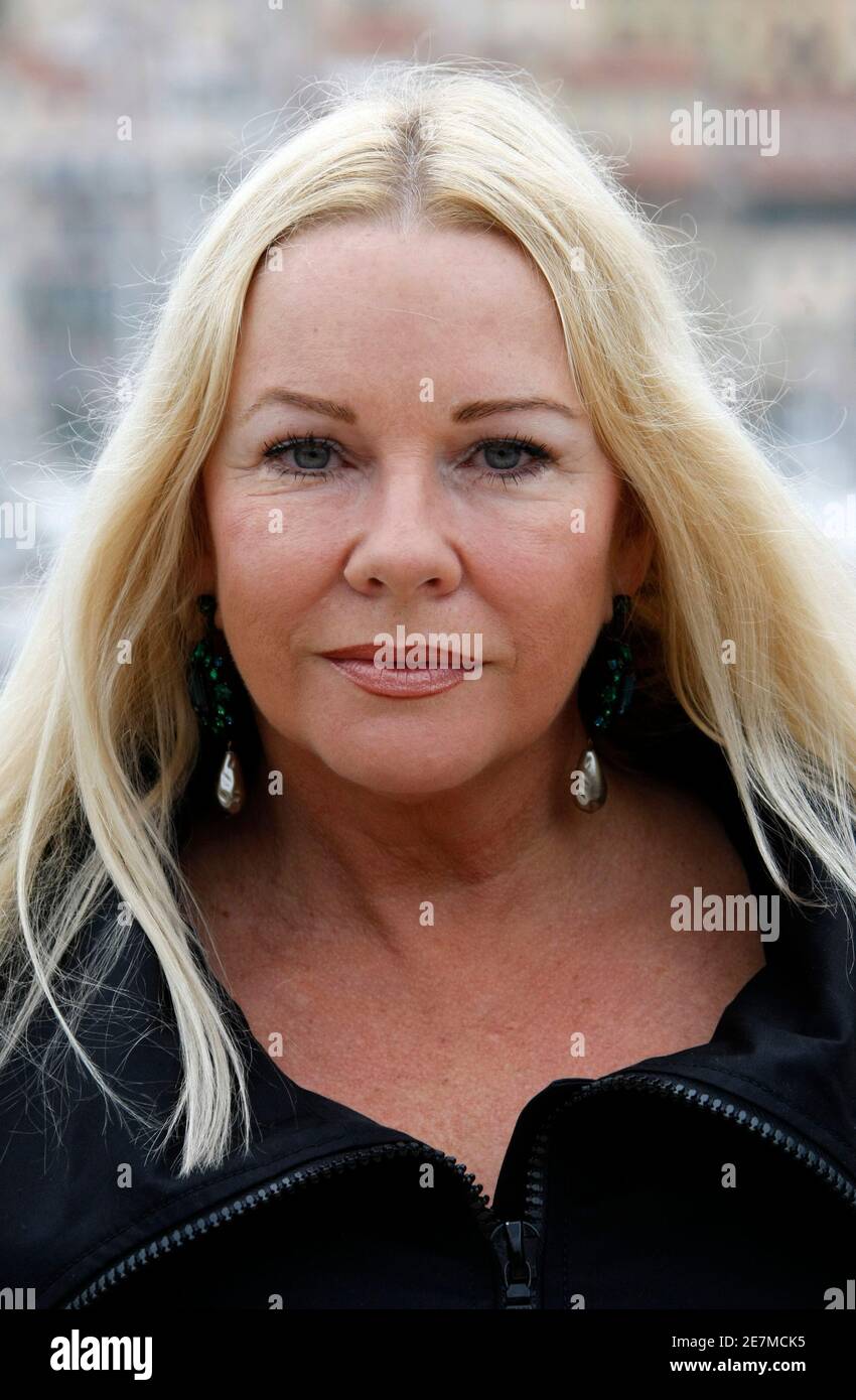 Pamela stephenson actress hi-res stock photography and images - Alamy