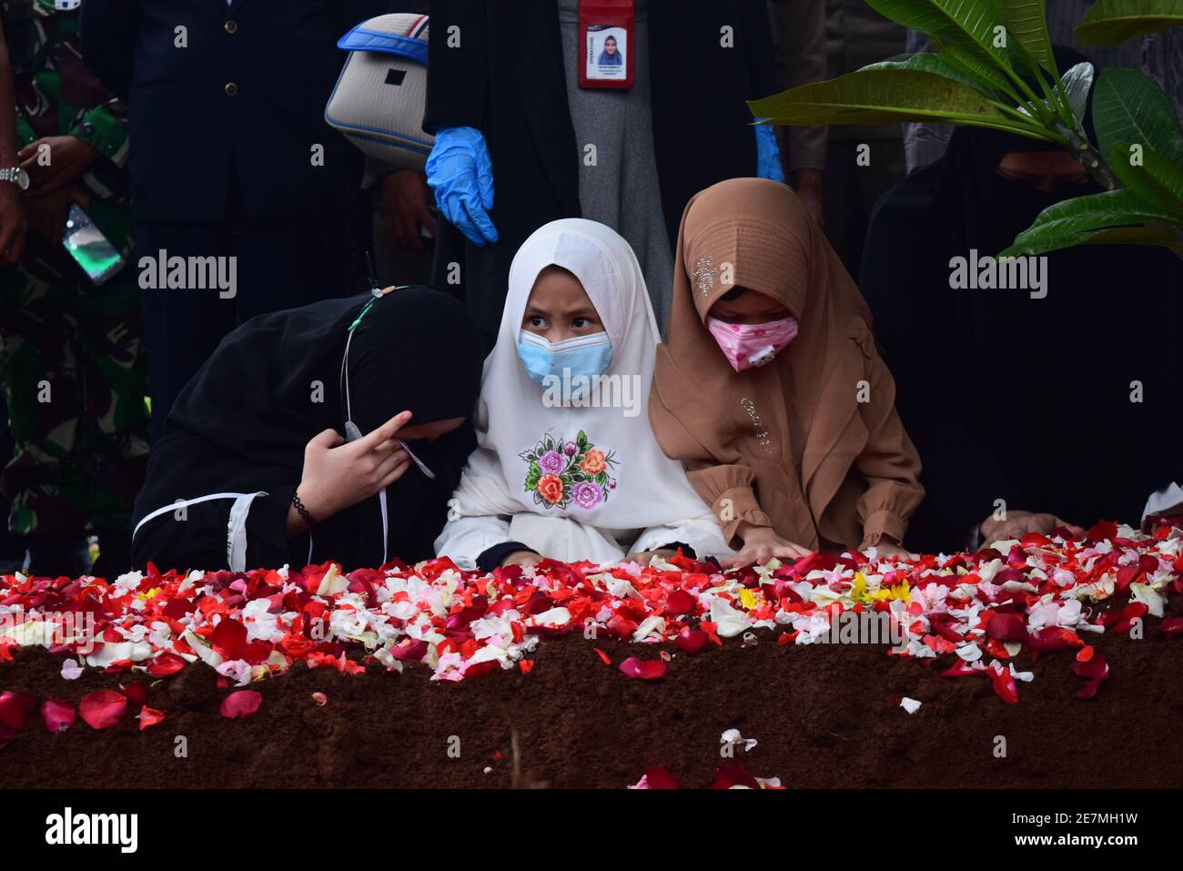 Funeral for pilot Capt Afwan, a victim of the Sriwijaya Air flight ...